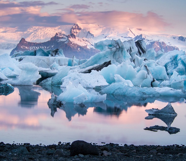 Voyagez en Islande et profitez d'un paysage époustouflant de ses sites